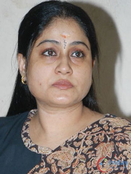 Vijayashanthi Family Details